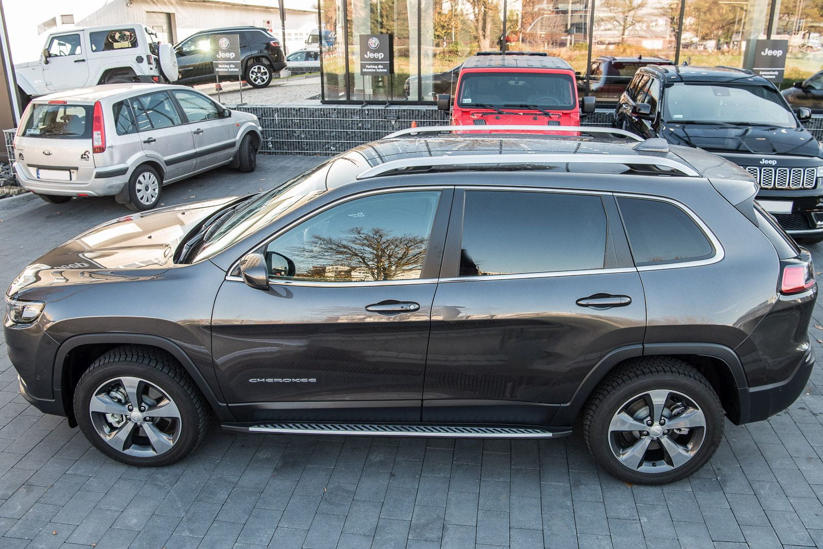 JEEP CHEROKEE V KL 2014-2018 PRZED FACELIFTINGIEM STOPNIE BOCZNE PROGI ...