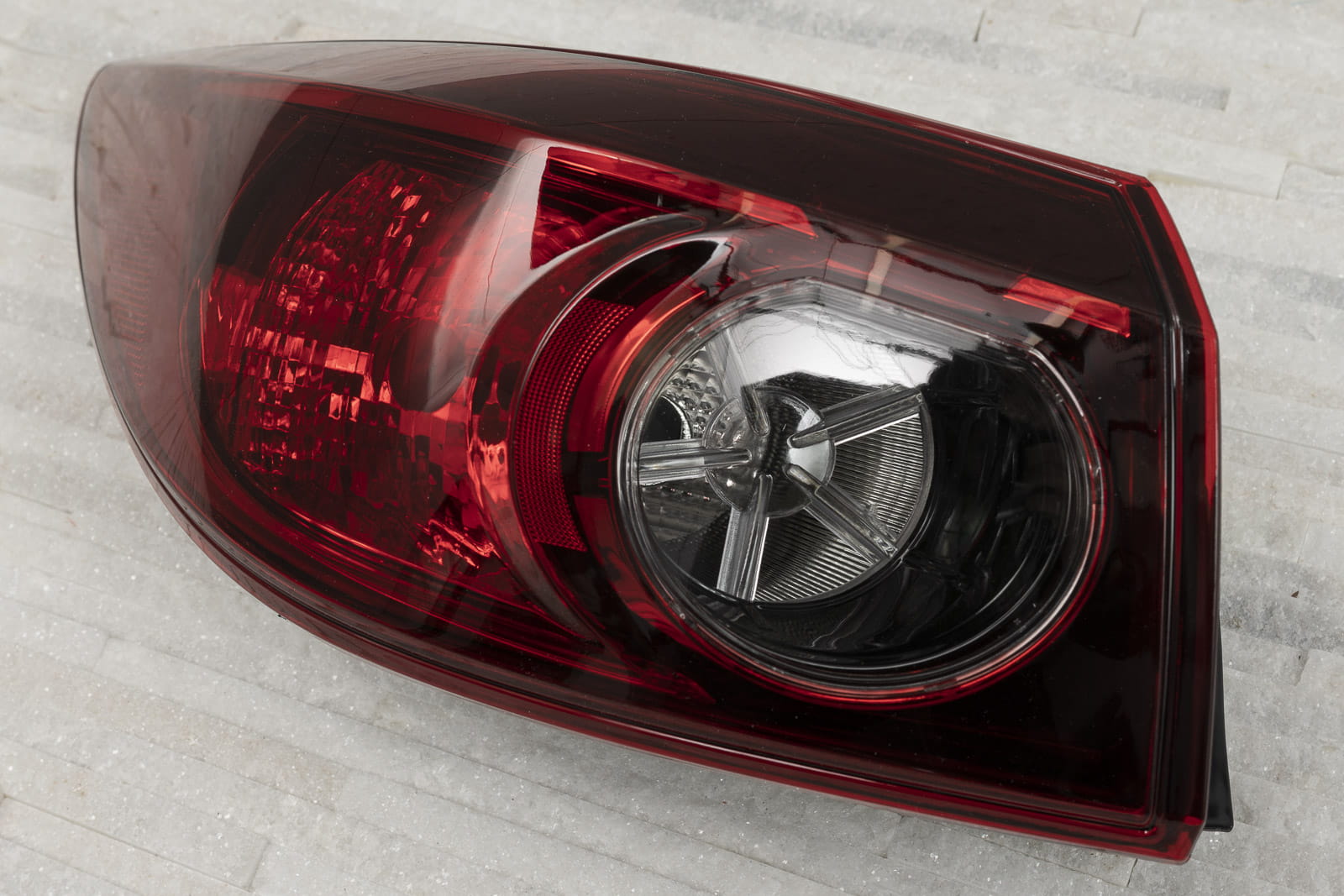 MAZDA 3 III BM 2014-2018 SEDAN LAMPA TYLNA KAROSERYJNA LEWA BKC351150 ...