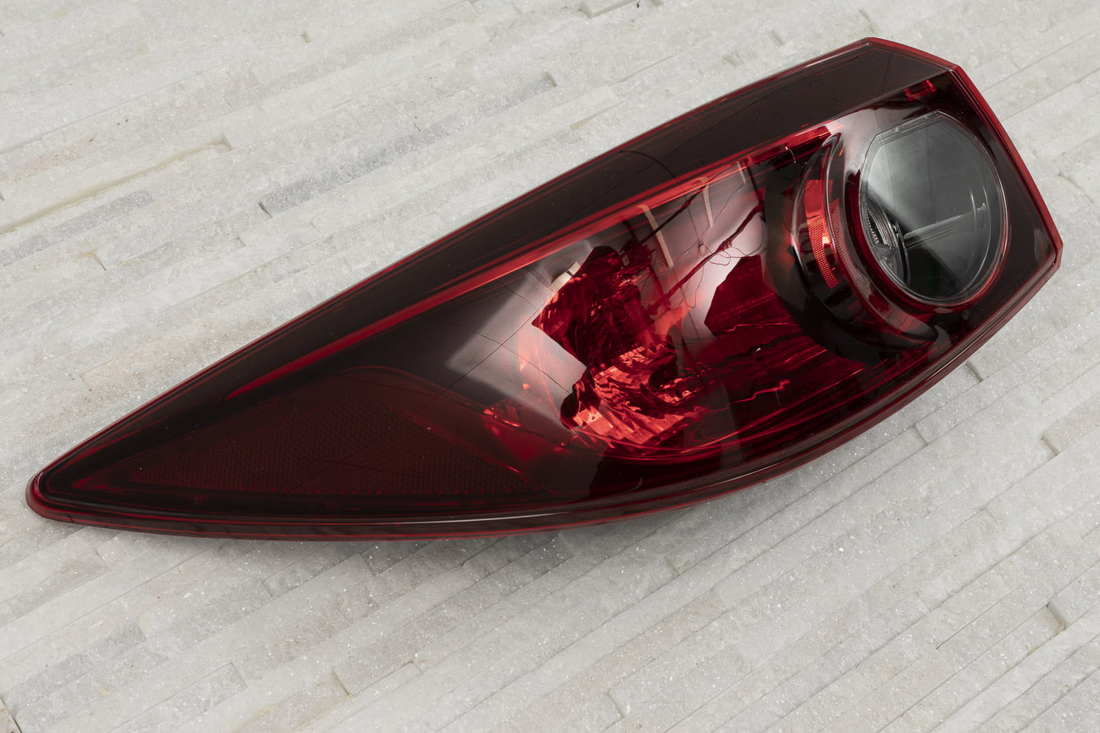 MAZDA 3 III BM 2014-2018 SEDAN LAMPA TYLNA KAROSERYJNA LEWA BKC351150 ...