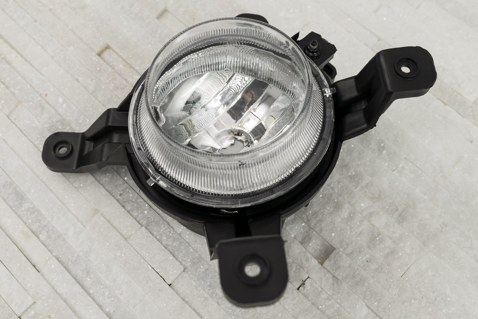 HYUNDAI ix35 LM 2010-2015 LAMPA PRZECWIMGIELNA PRZEDNA LEWA 92201-2Y000 ...