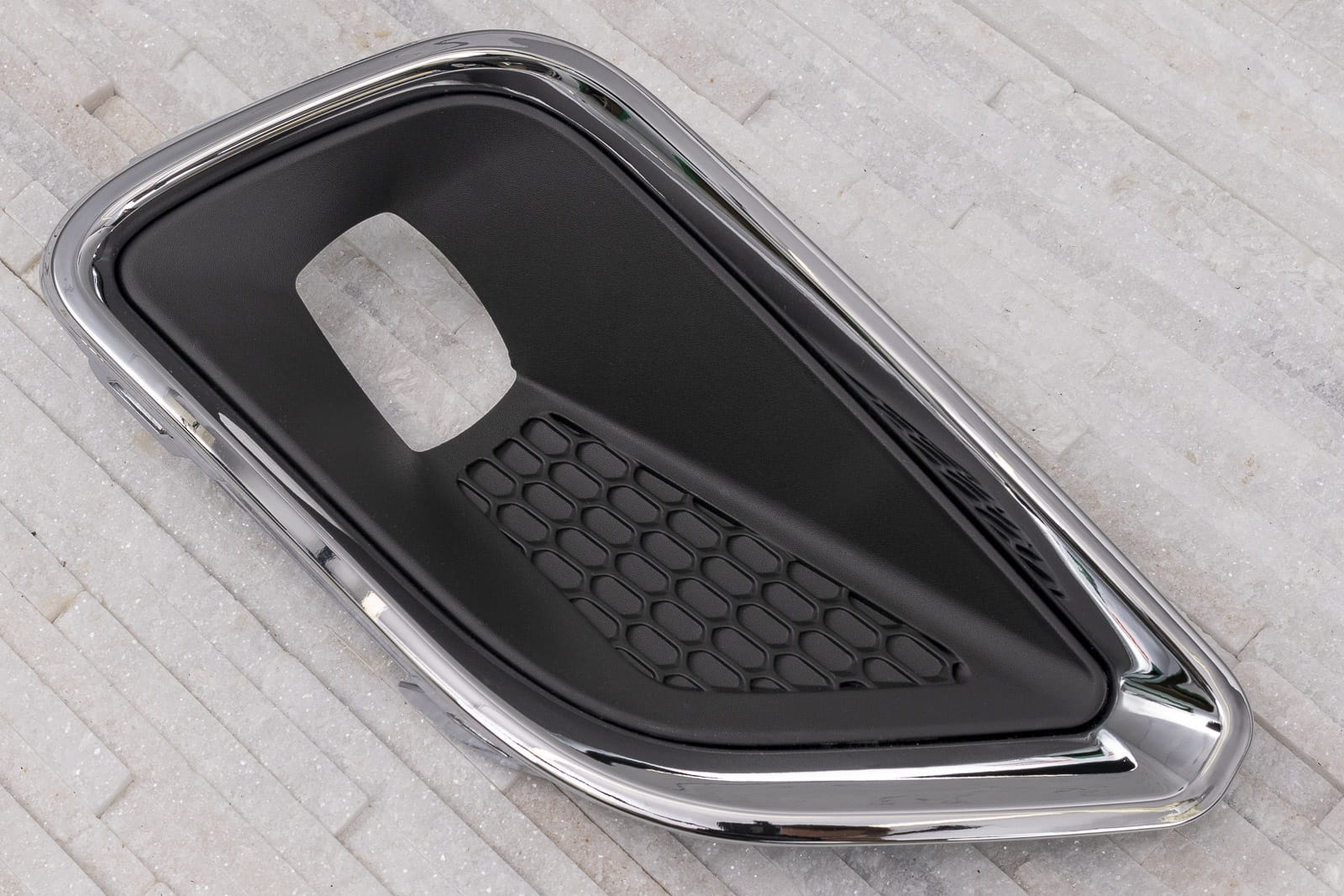 JEEP CHEROKEE V KL 2018-2023 PO FACELIFTINGU KRATKA ZDERZAKA HALOGENU ...