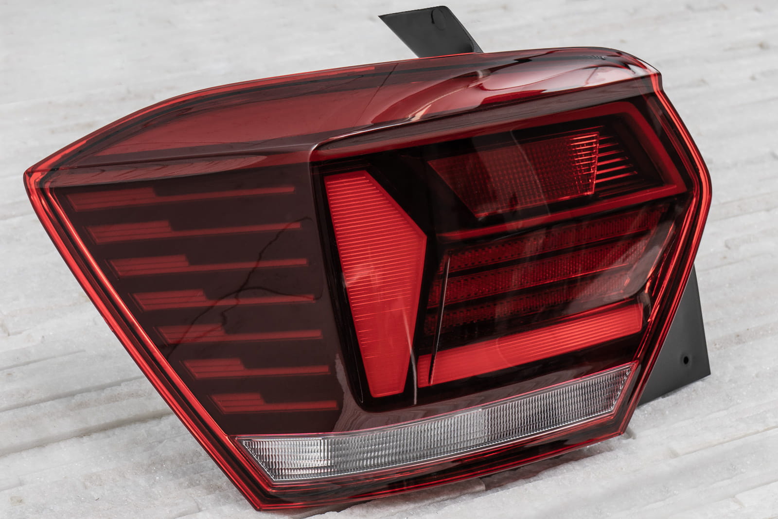 VOLKSWAGEN POLO MK6 VI 2017+ LAMPA TYLNA KAROSERYJNA LEWA 2G0945095 ...