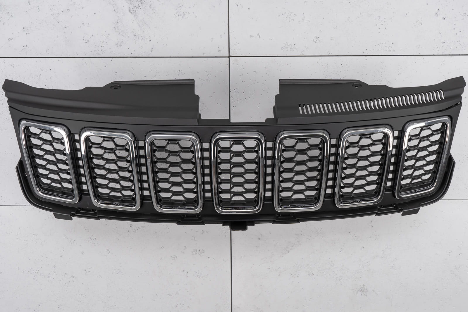 JEEP GRAND CHEROKEE IV WK2 2017-2021 PO DRUGIM FACELIFTINGU GRILL ...