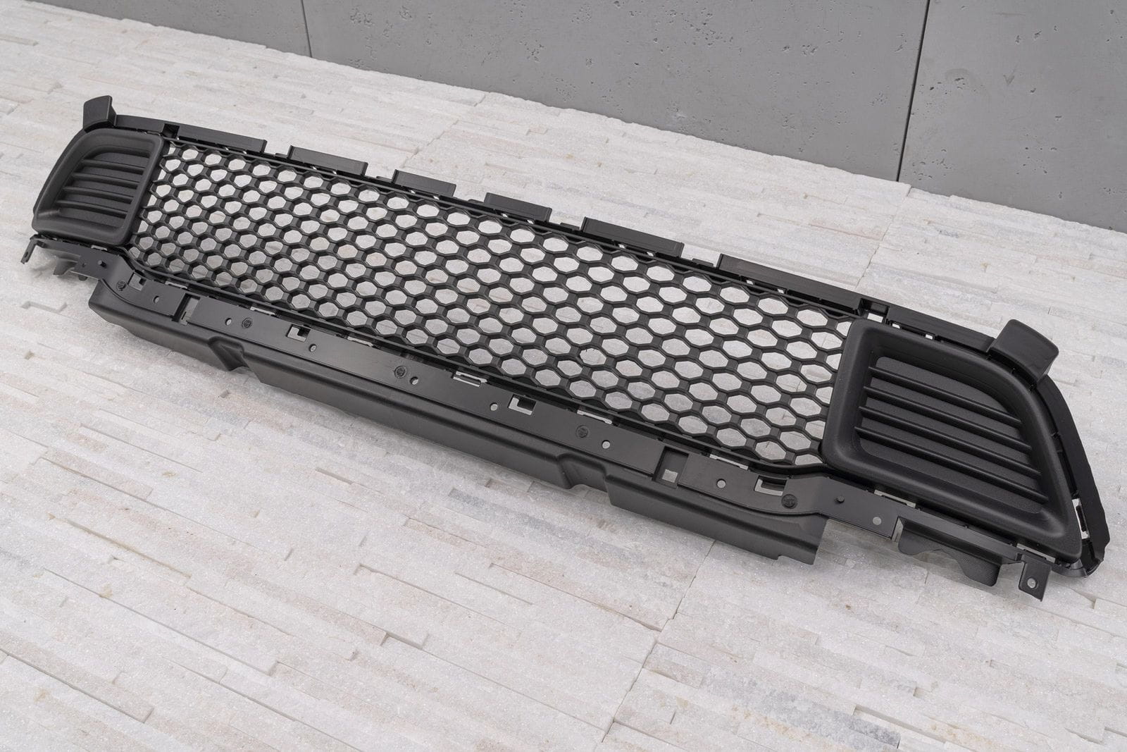 JEEP CHEROKEE V KL 2018-2023 PO FACELIFTINGU GRILL ATRAPA DOLNA ...