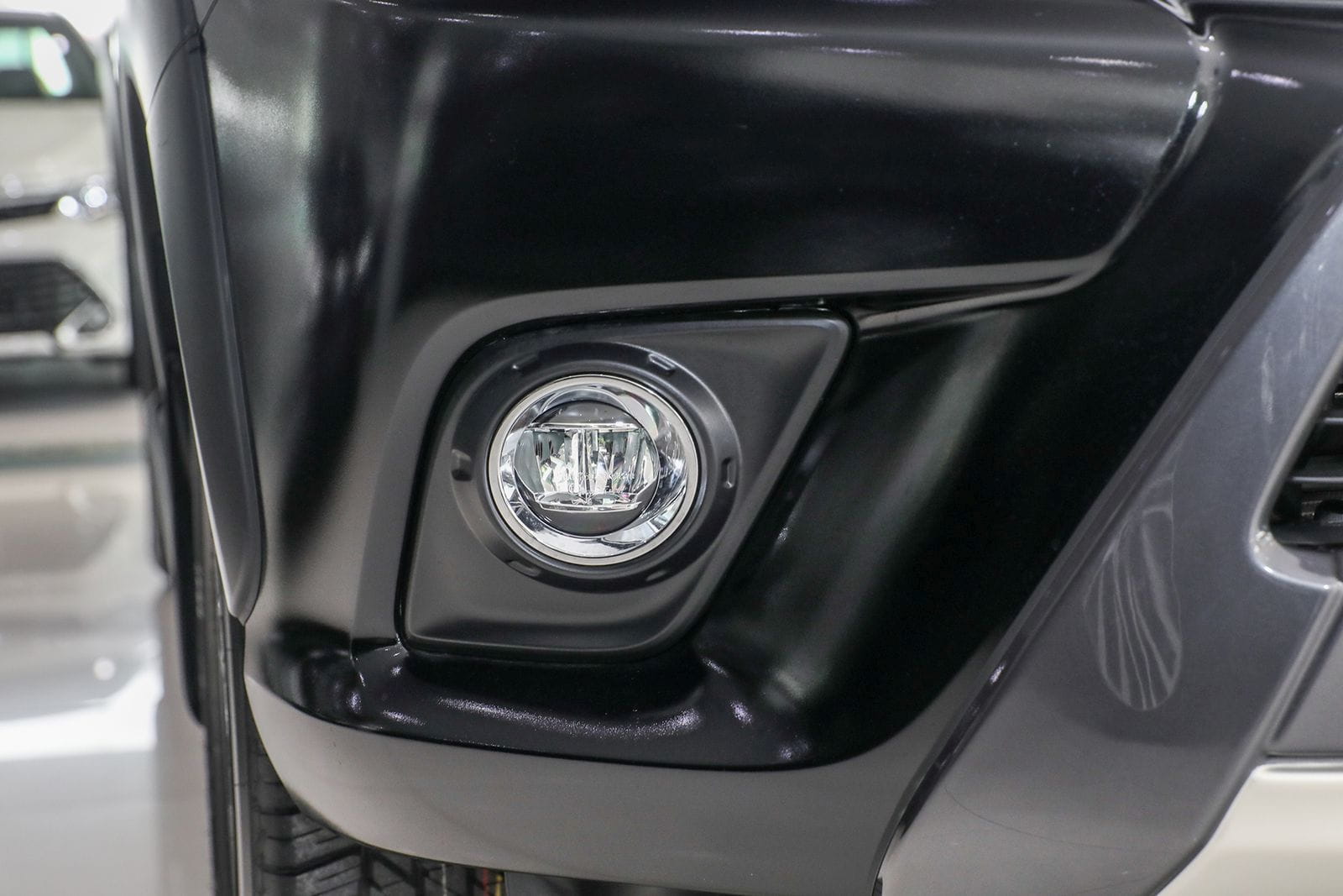 TOYOTA HILUX VIII 2015-2017 PRZED LIFTINGIEM KRATKA ZDERZAKA POD ...