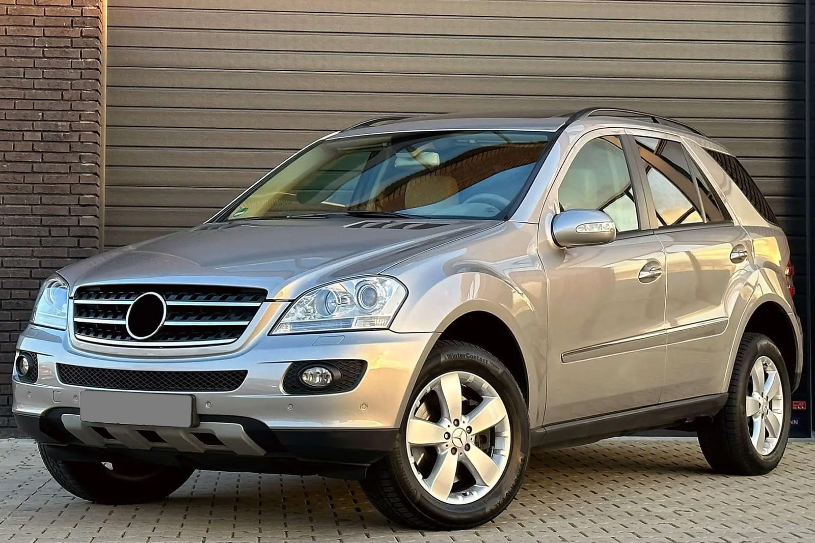 MERCEDES ML W164 2005-2011 ZAŚLEPKA SPRYSKIWACZA REFLEKTORA LEWA ...