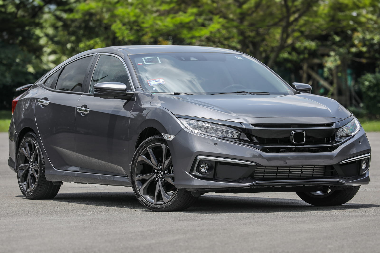 HONDA CIVIC X 2019-2021 SEDAN PO FACELIFTINGU KRATKA HALOGENU Z CHROMEM ...