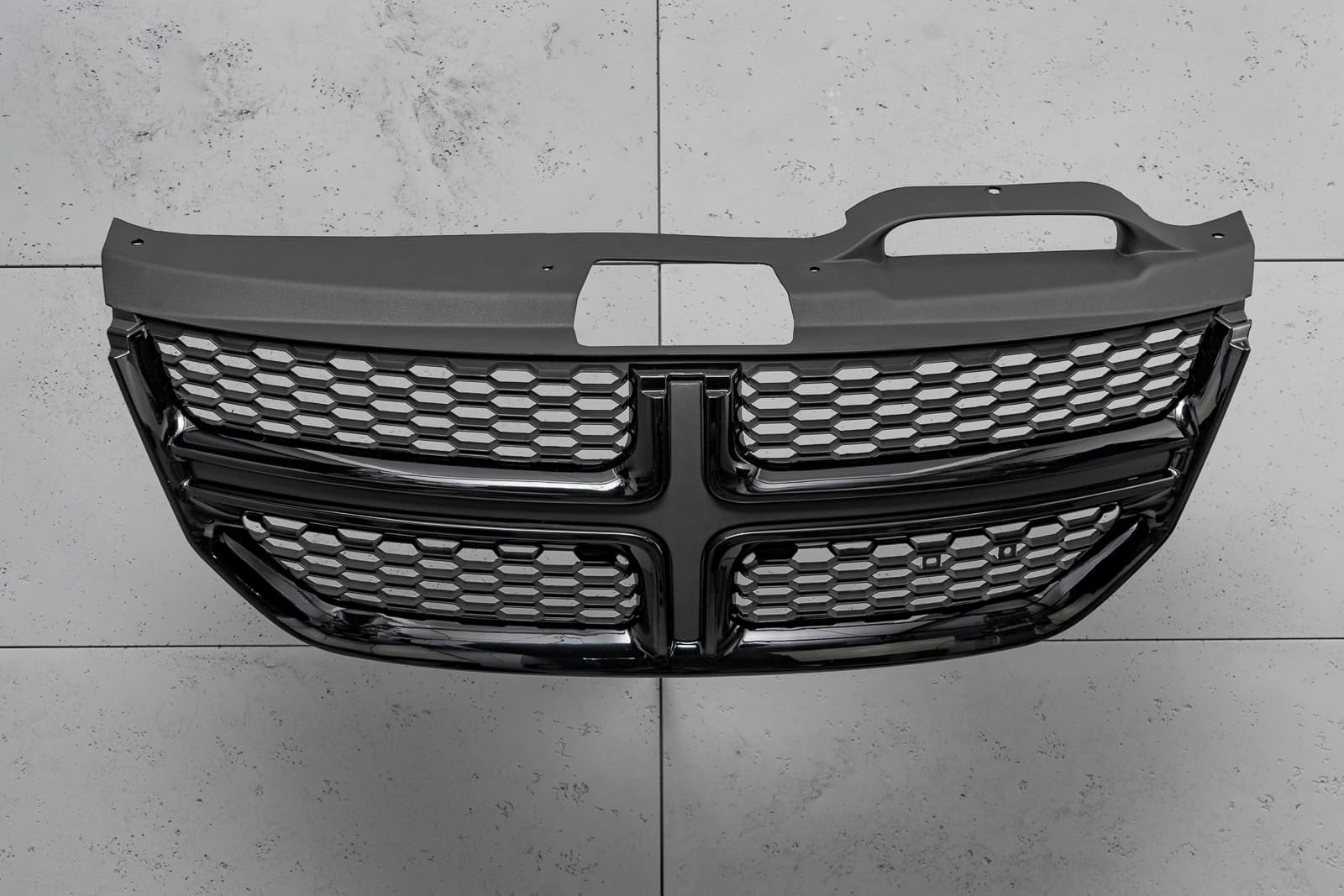 FIAT FREEMONT 2011-2015 GRILL PRZEDNI ATRAPA CHŁODNICY CZARNY POŁYSK ...